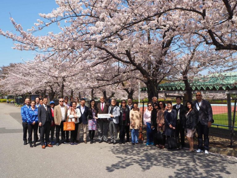 ラテンアメリカ・カリブ海グループの松戸訪問に同行 (Acompañando con la visita de GRULAC a la ...